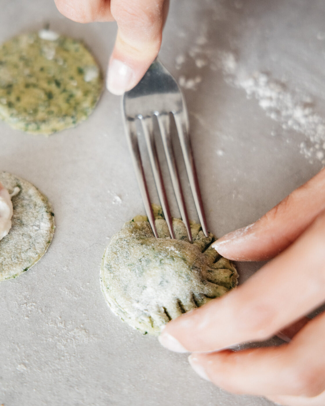 Zeleni ravioli od rikole, punjeni ricotta sirom - Gladuša